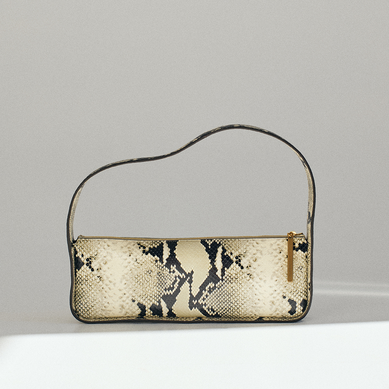Miu Miu Taschen kaufen | Designer-Taschen von Miu Miu